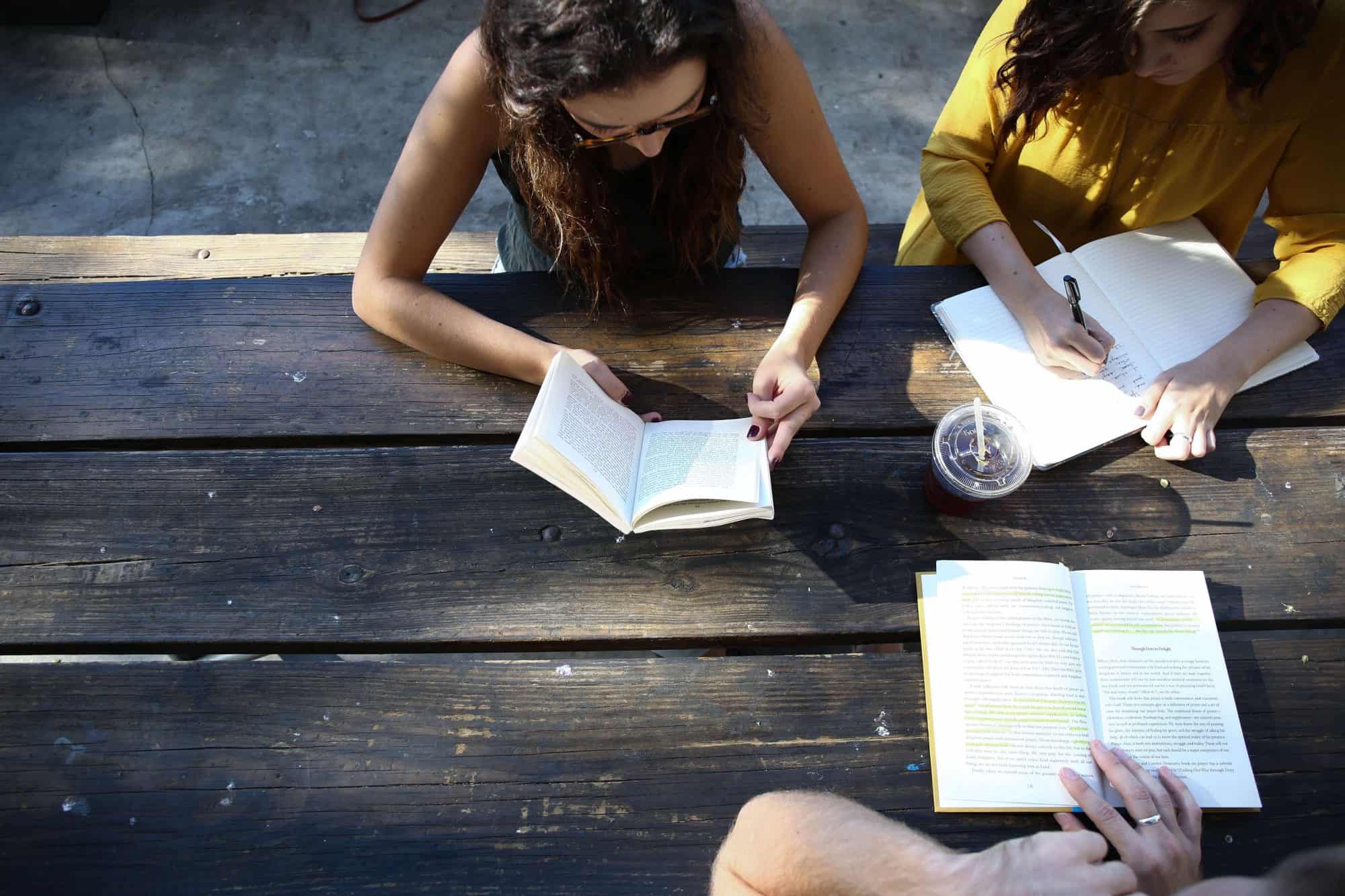 8 Practical Tips for Building a Strong Christian Family - Just Homemaking