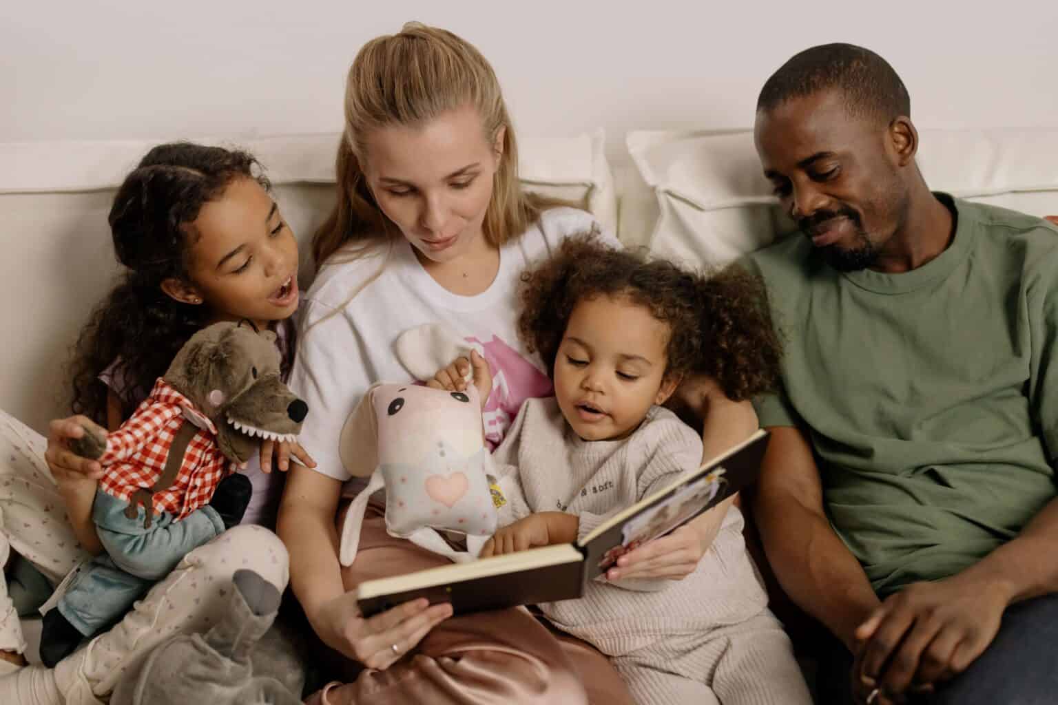 15 Minute Family Devotions (with awesome reading suggestions) - Just ...